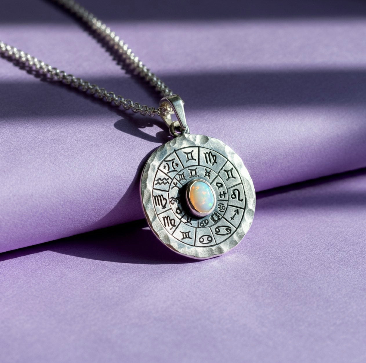 Designing Jewelry for Gen Z: What to Consider – Loytee